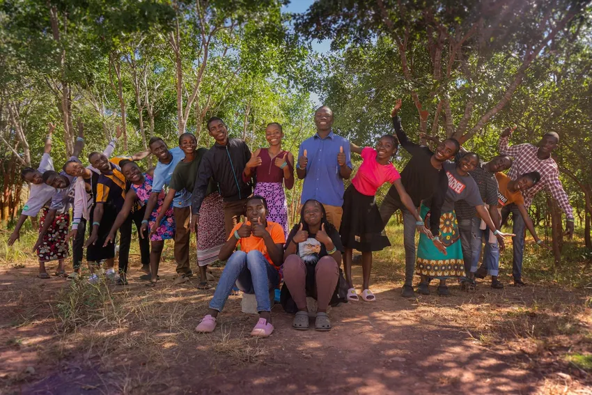 Support Our Moon's Young Leaders to Build Zambia – Big Give