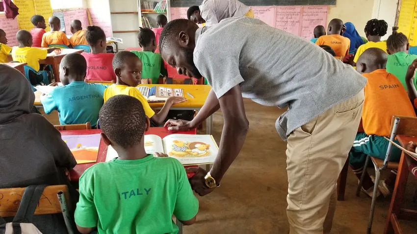 Helping to improve literacy in Uganda – Big Give